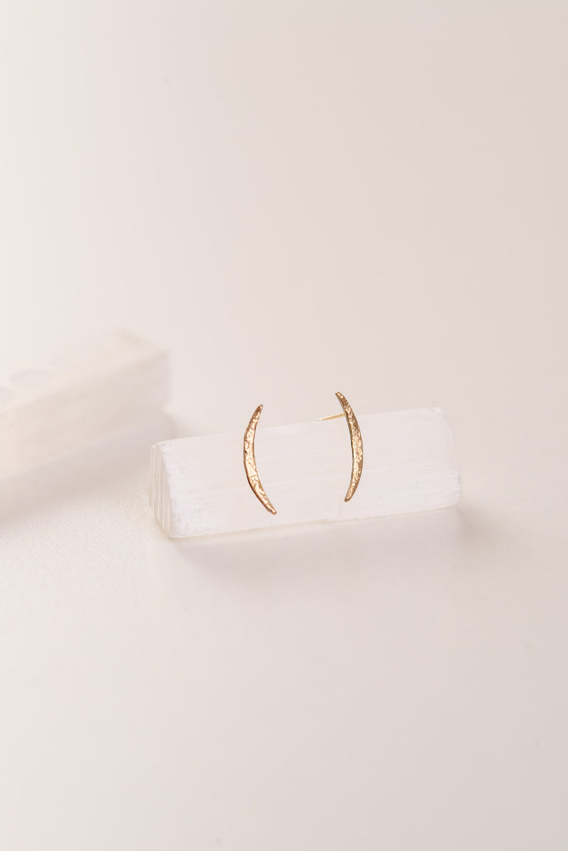 Crescent Moon Stud Earrings in 14k Gold-Filled | Zoaje